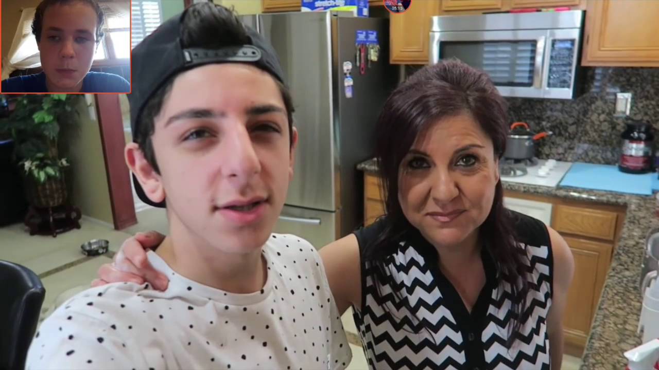 First reaction video | Reaction time with Timothy | #1 - YouTube