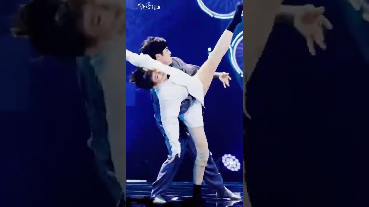 Sân khấu xem trước Trình Tiêu×Mặt Nạ Vũ Vương "Maked Dancer King" đúng giờ 20h30 tối nay ! Hóng ...