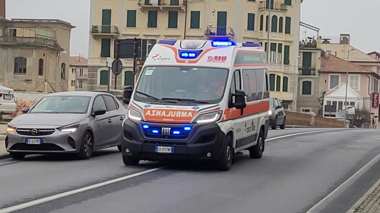 [NEW] 2-116 Ambulanza P.A. Croce Verde Albisola Superiore in doppia ...