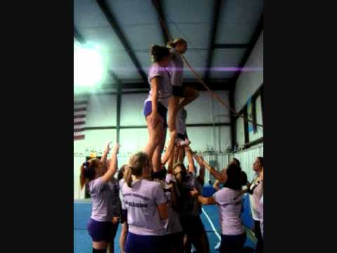 HPU Cheer 2010-2011 - YouTube