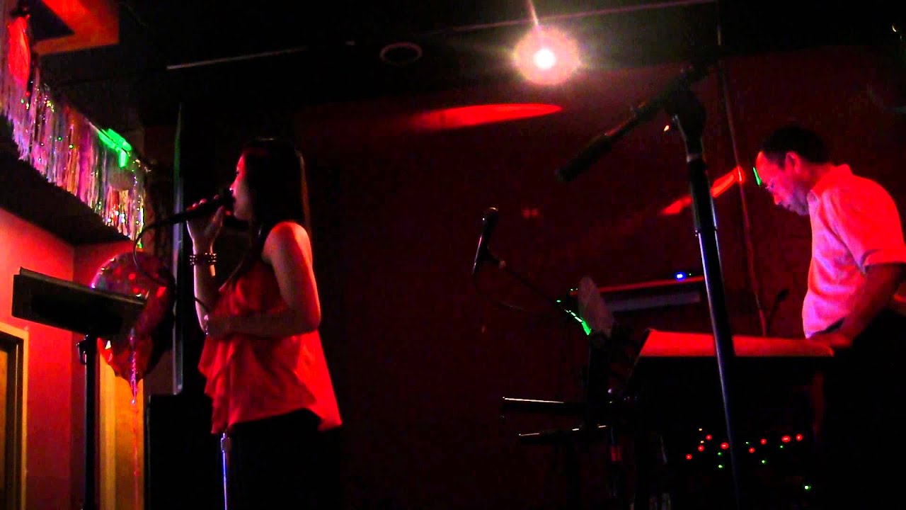 Hmong Lam Vong Dance - YouTube