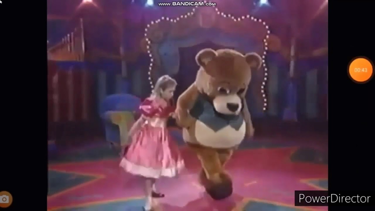 Emily and Teddy dancing to Here Comes a Bear - YouTube