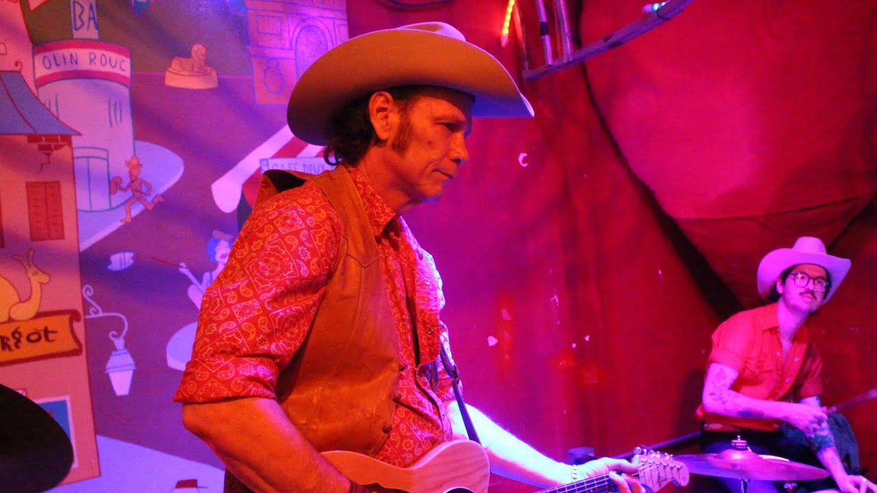 Johnny Falstaff & The Western Cosplay perform "Here I am, I'm Drunk ...