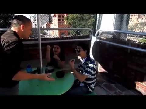 Good and Bad Customer Service at Restaurant - YouTube