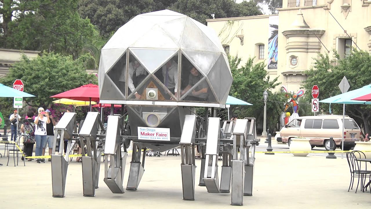 Walking Spider Pod - YouTube