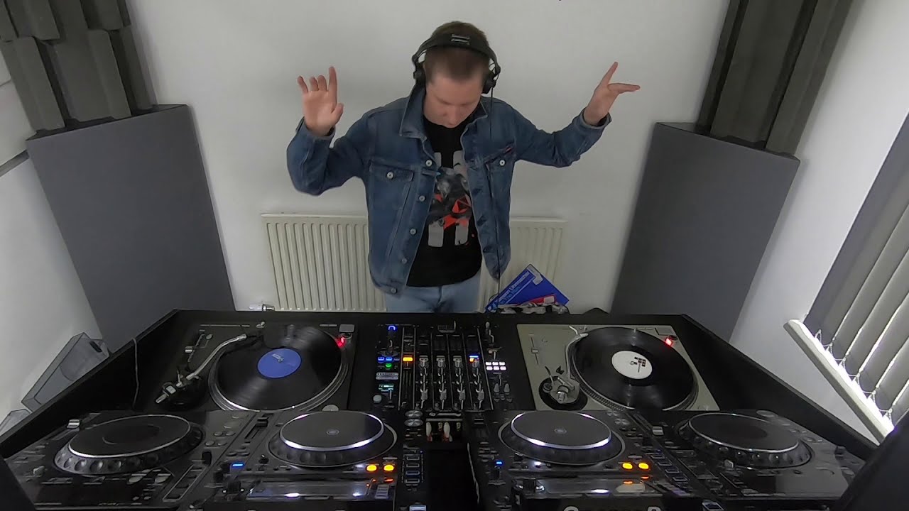 Craig Connelly - Vinyl Classics Mix - YouTube