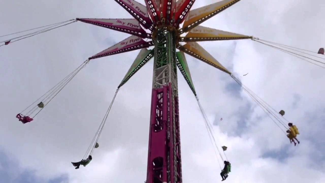 2014 Houston Rodeo's carnival ride - YouTube