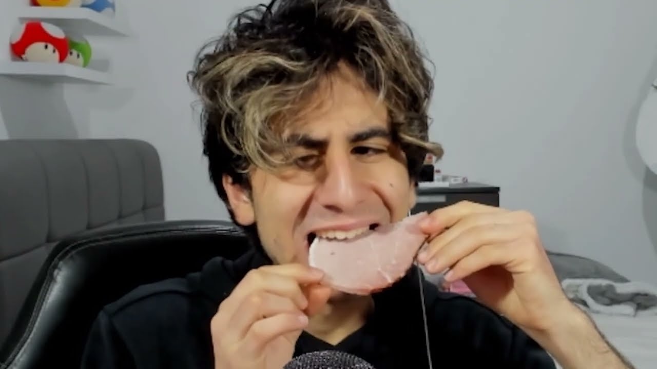 toasting toast, but it's using Minecraft - YouTube