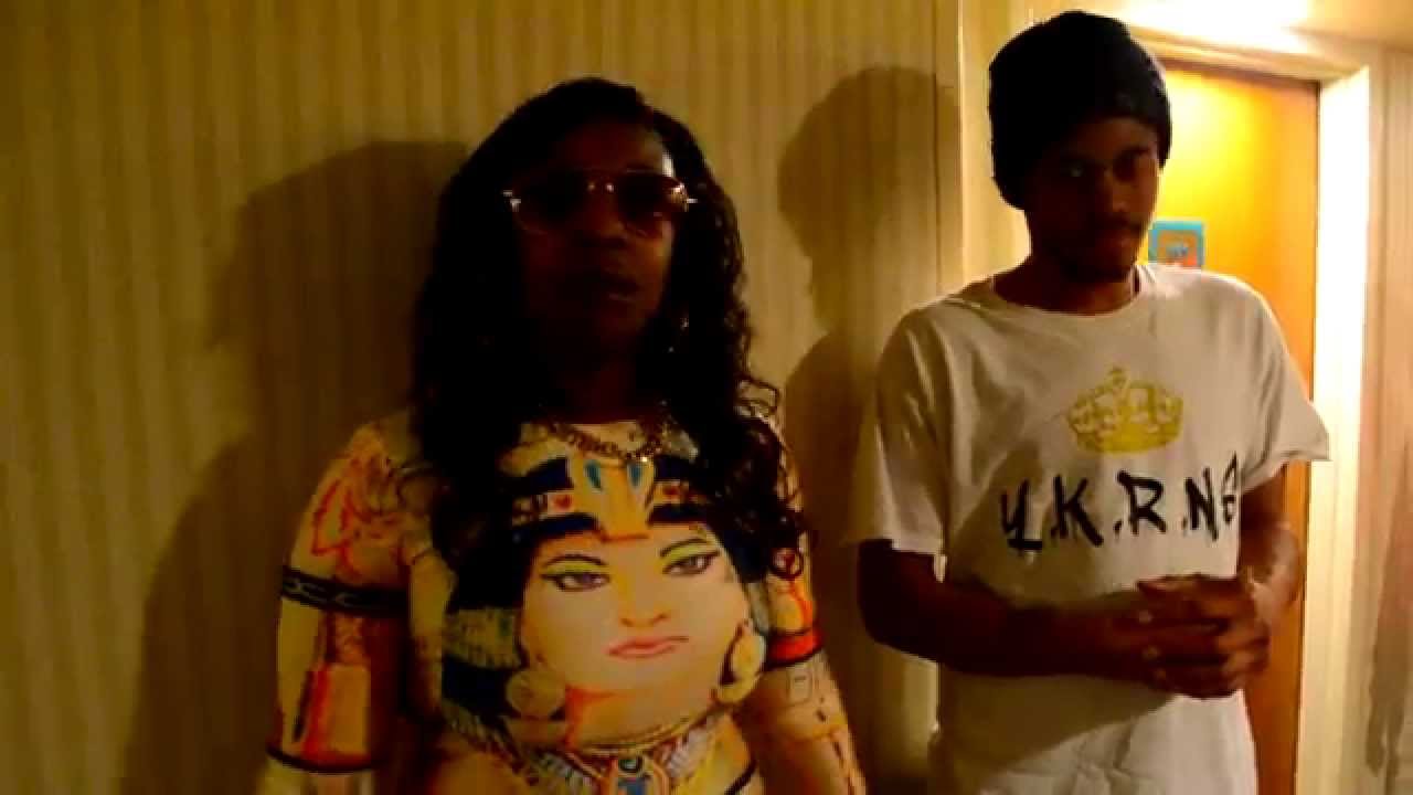 Brandy Danielle ft Royal "I MAKEM SAY" - YouTube