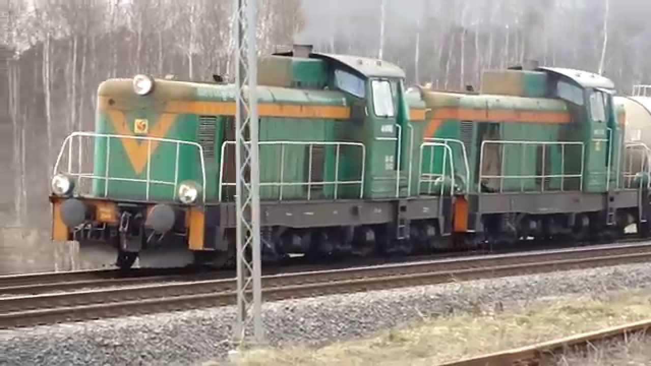 SM-42 2543 + SM-42 2000 + dziwne wagony - YouTube