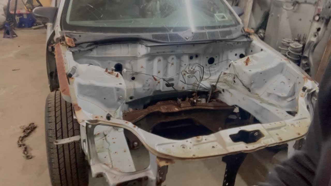 HONDA CIVIC ENGINE BAY RESTORATION - YouTube