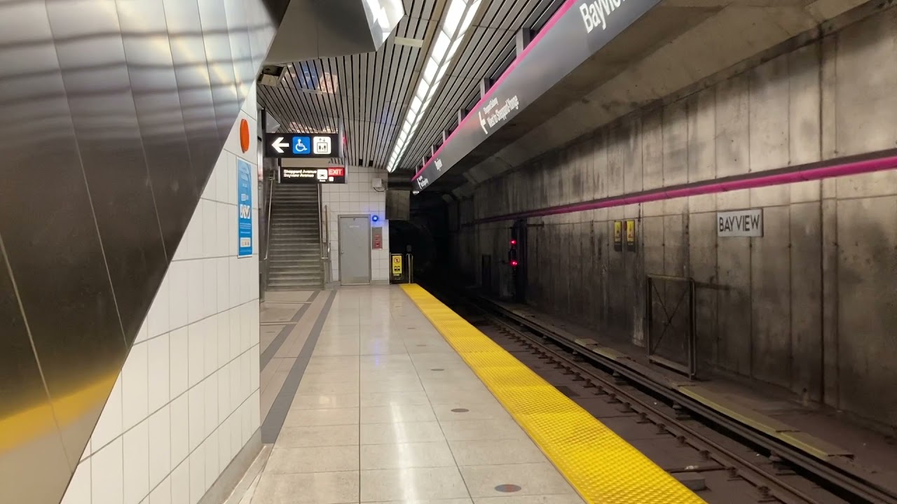 Toronto TTC Bayview Subway Station on Line 4 10/17/2021 - YouTube