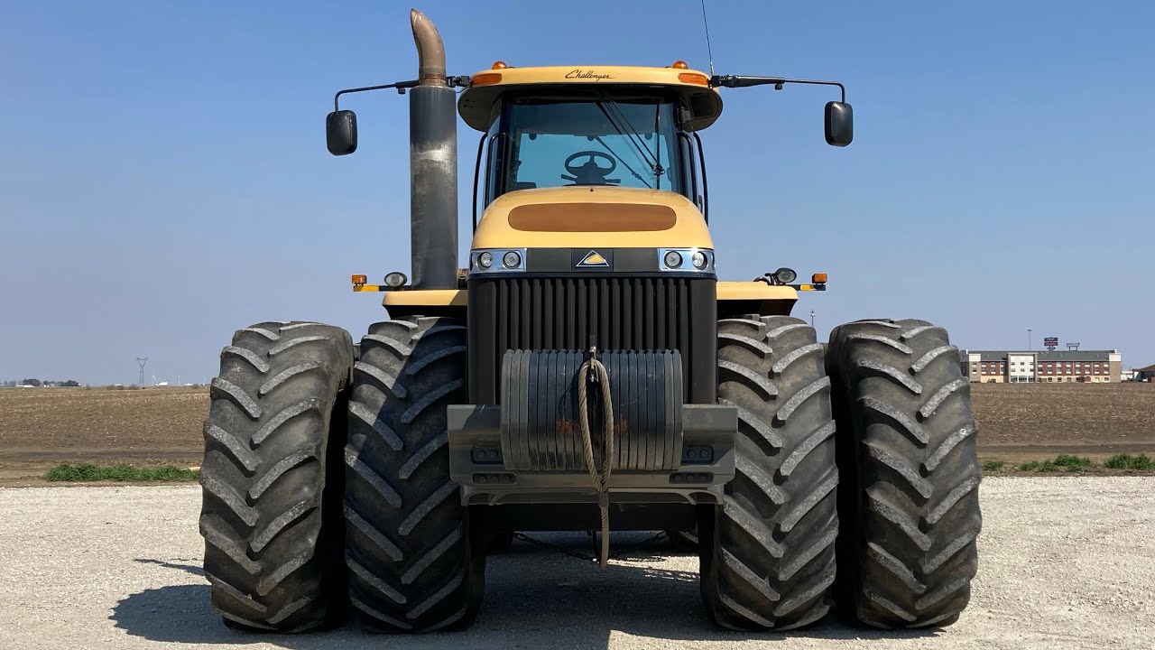 Challenger MT965C Walk Around - YouTube