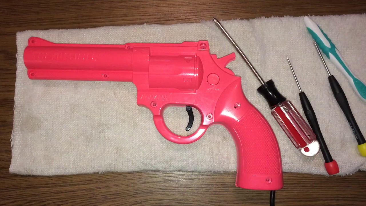 Pink Justifier light gun a inside look - YouTube