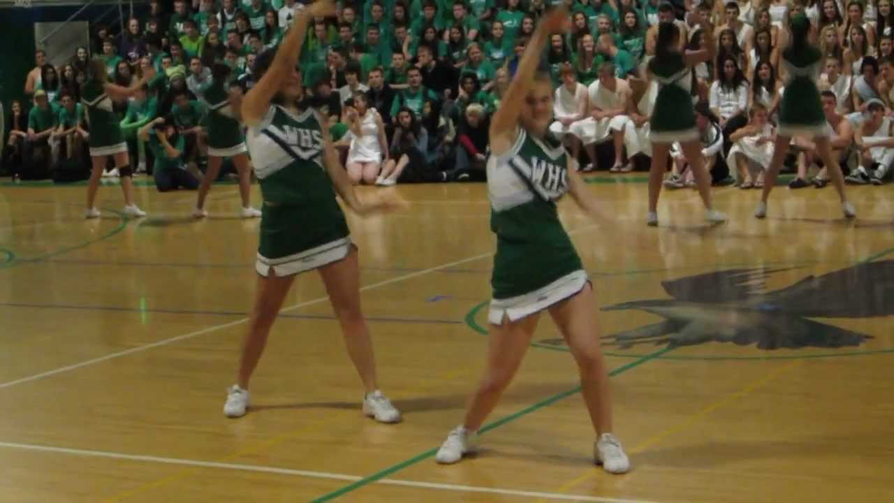 Homecoming Assembly Cheer Squad - YouTube