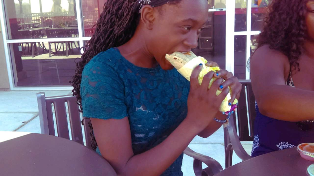 Naja Stroman Brown shows how to win. - YouTube