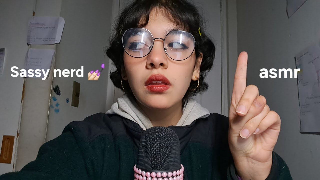 Sassy nerd te enseña las tablas antes del recreo 🙄💅 (ASMR RP) - YouTube