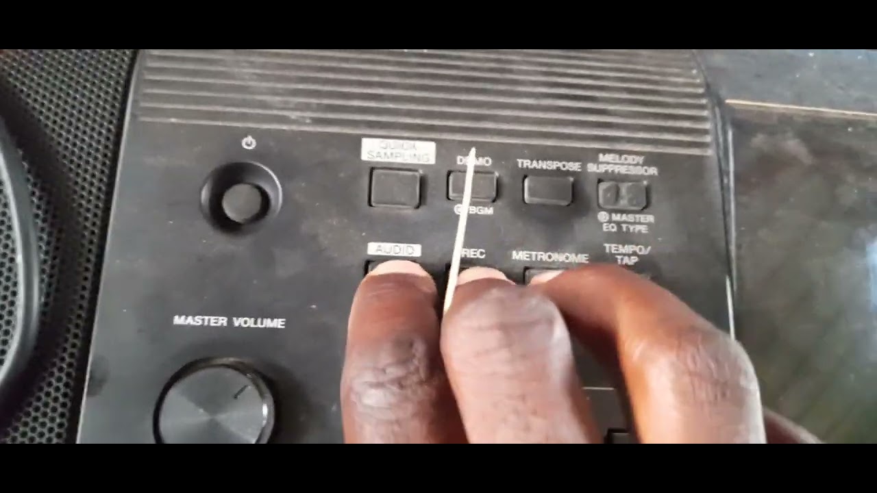 How to record audio direct to your flash disk using Yamaha psr E 4563 ...