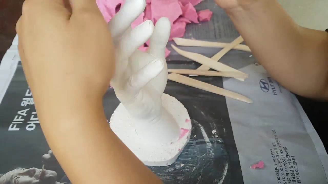 석고캐스팅 손 본뜨기.(Life casting-alginate) - YouTube