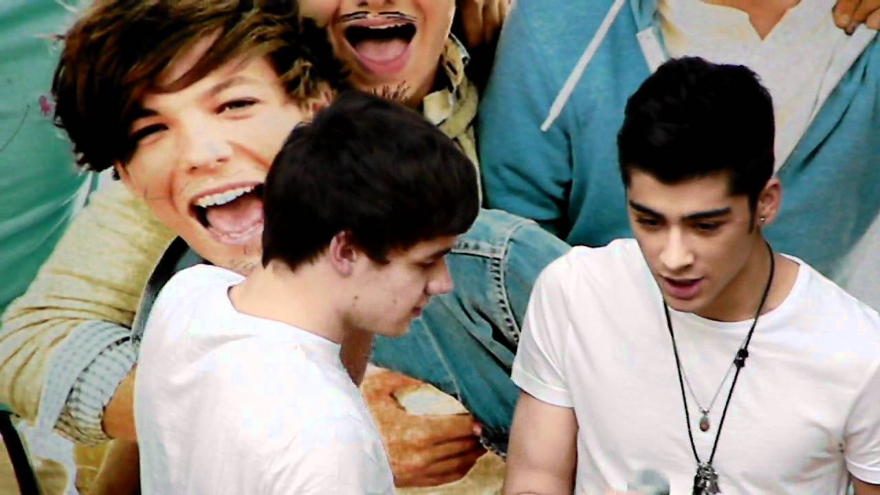One Direction Westfield Signing Part 7 - YouTube