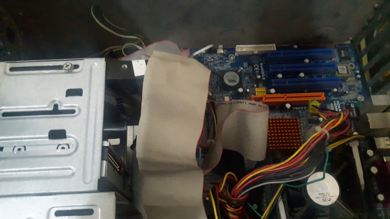 ESPECIFICACAO PLACA MAE P4V800 M - YouTube