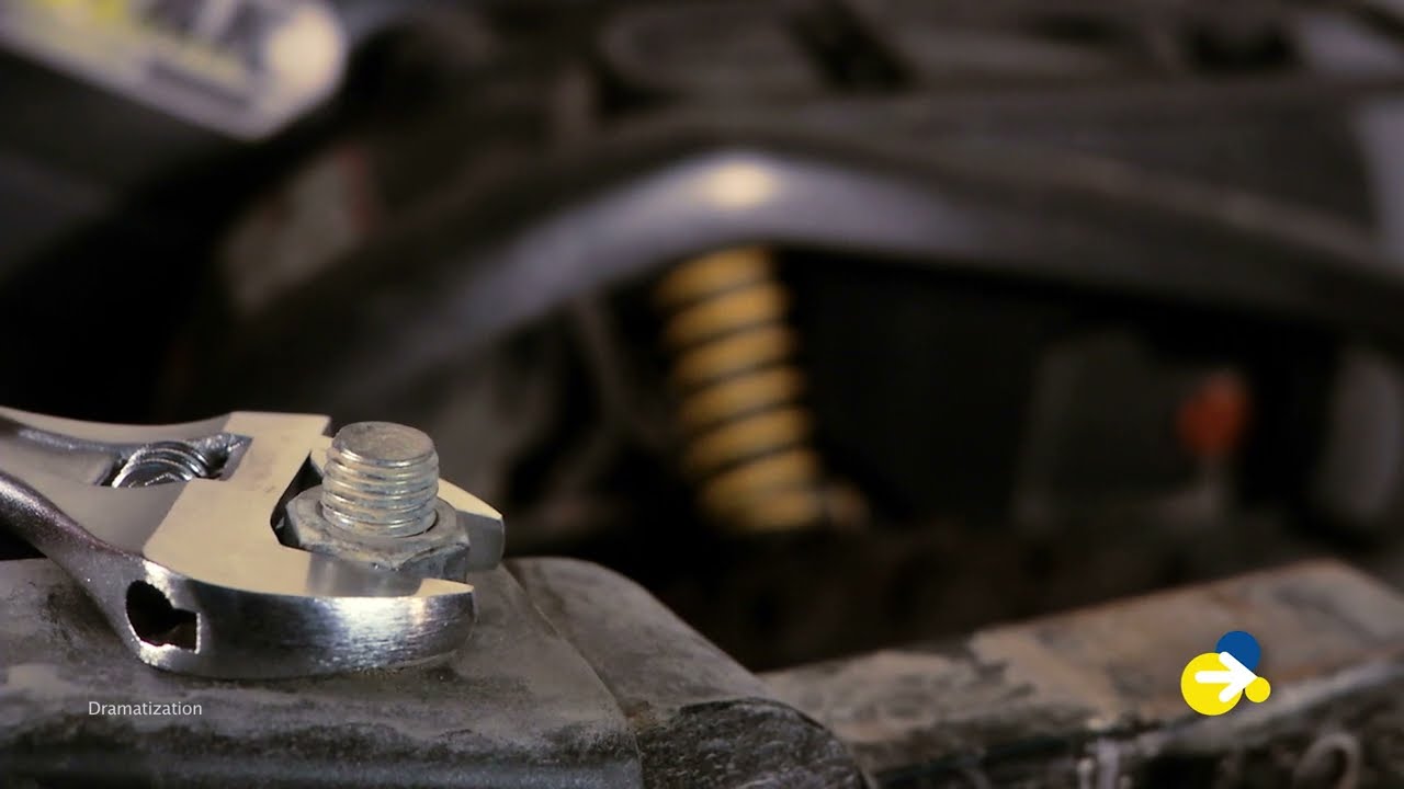 PL-100, Super Penetrating Lubricant Bolt 6 sec Eng Canada - YouTube