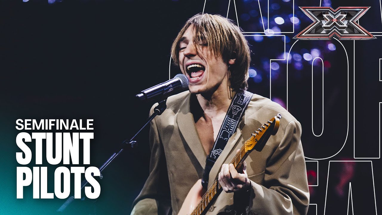 Lo stile degli Stunt Pilots incontra l’orchestra | X Factor 2023 SEMIFINALE - YouTube