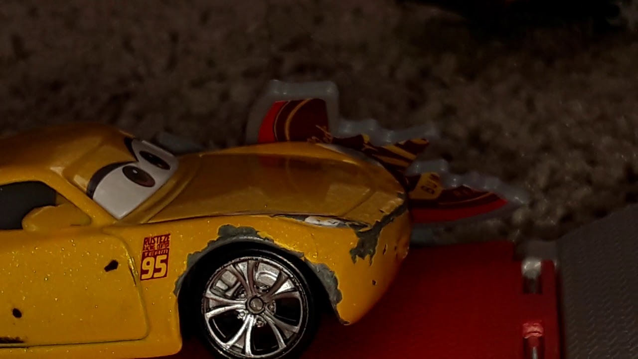 Cars 3 McQueen Gets Mad At Cruz Remake - YouTube
