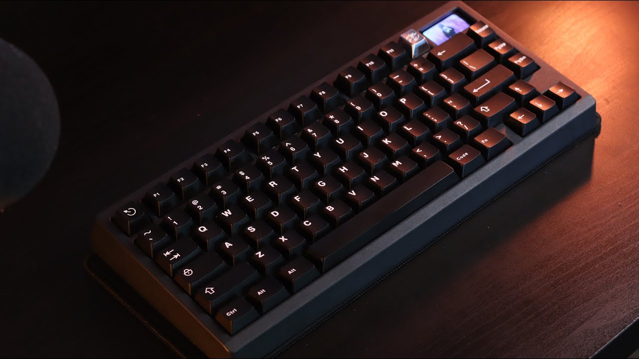 Zoom75 Sound Test With Zaku Switches Tape Mod - YouTube