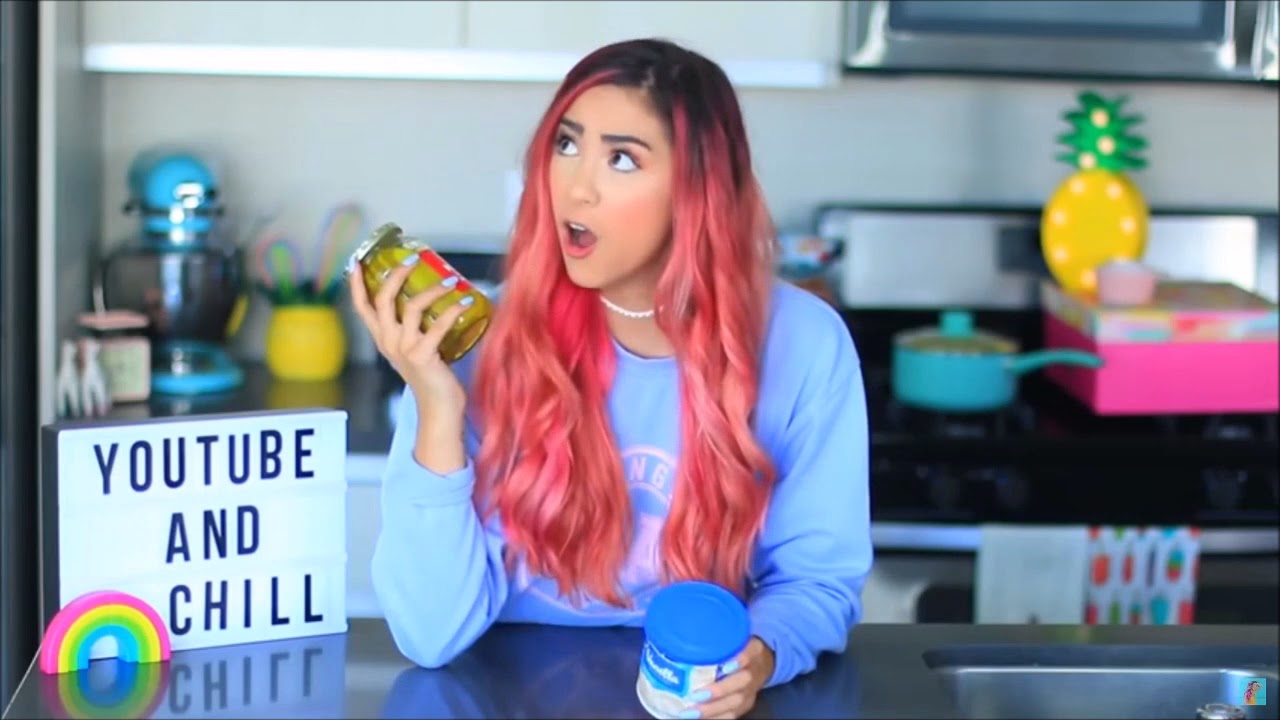 Cassie Diamond burp - YouTube