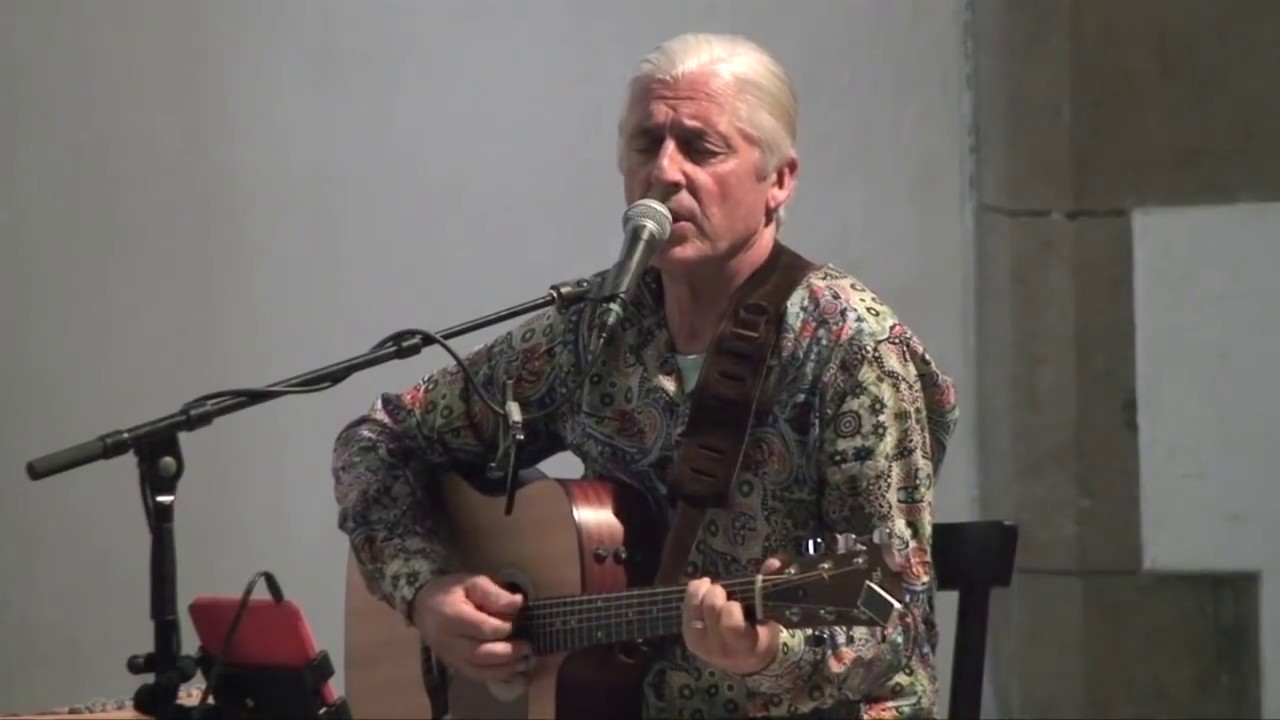 LOOKING IN THE MIRROR ...Terry Oldfield & Soraya ... Live in Concert ...