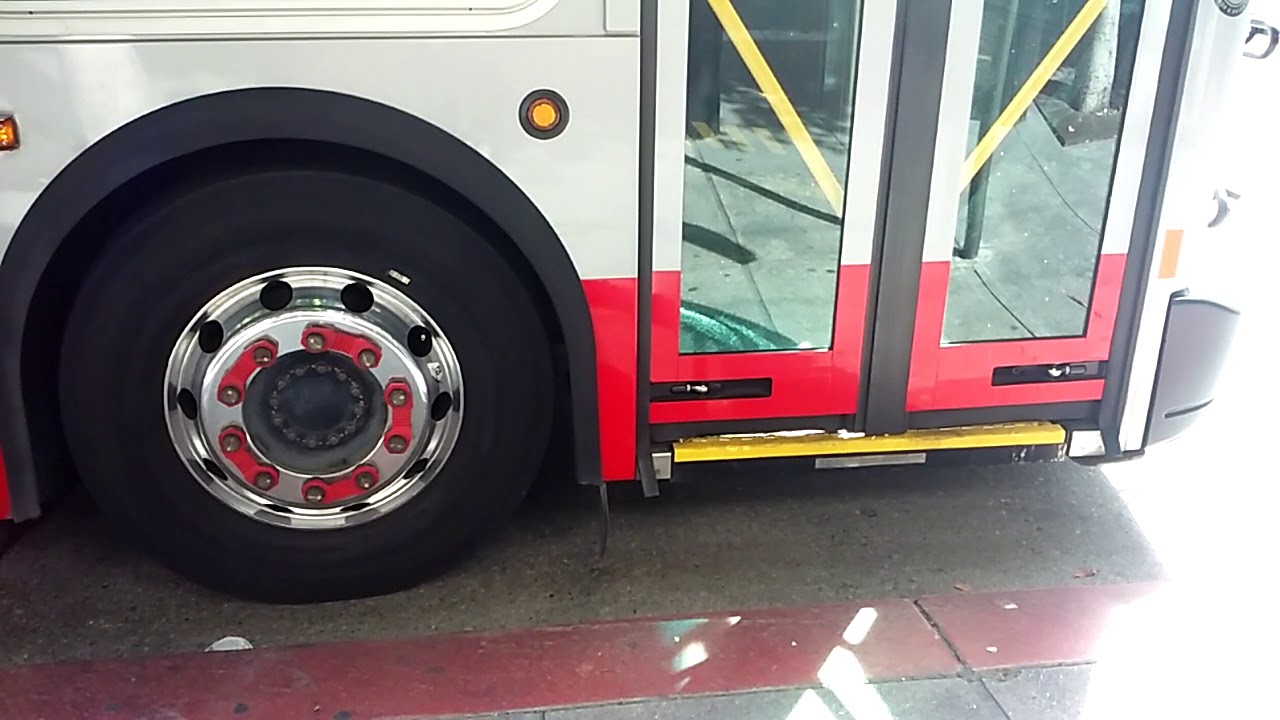 SF Muni 6633 on Route 14R with Inbound Route Announcement - YouTube