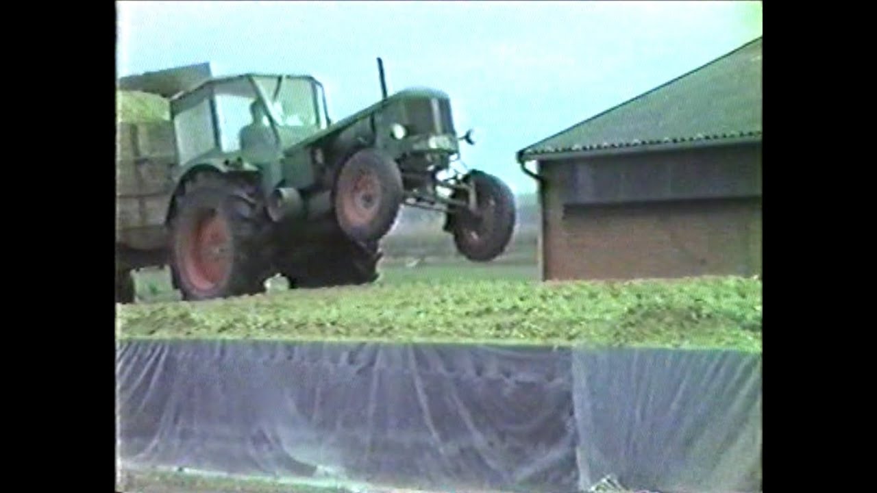 Loonw. Busschaert - Knesselare - Deutz F4L514 - D4055 - D7206 - YouTube