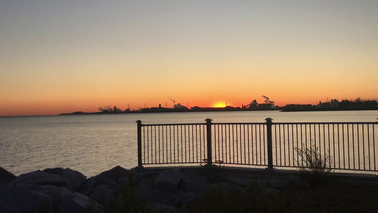 Sunrise at Whiting Park- Whiting, Indiana - YouTube