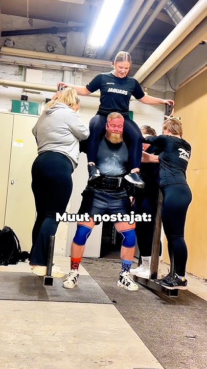 Pov: aloitit uudenvuodenlupauksena kuntosalin - YouTube