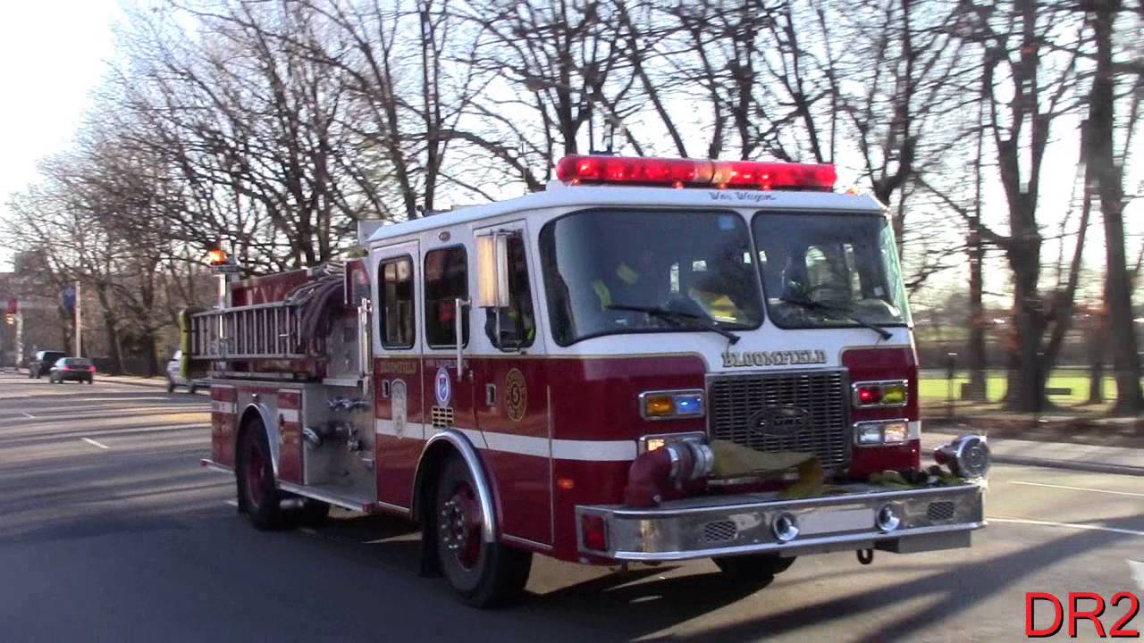 Bloomfield Fire Department SPARE Engine 5 Responding 1-5-16 - YouTube