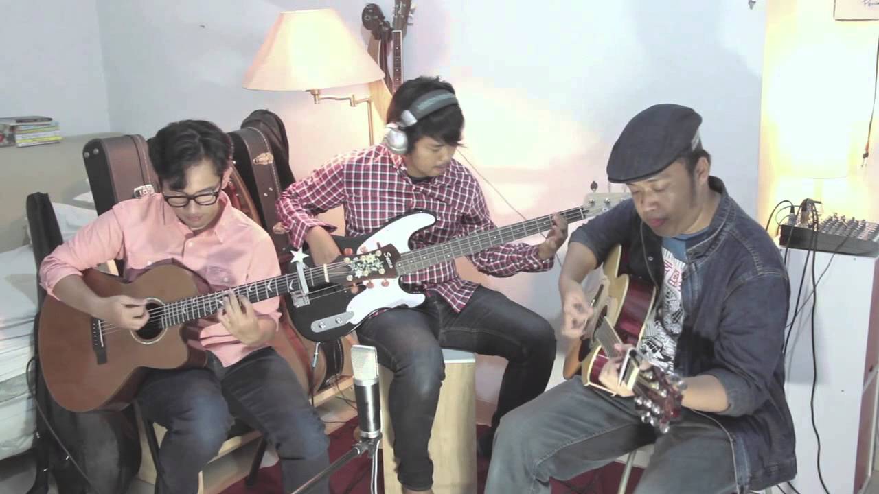 『Yellow Wolley』 Momiji - Keep Smile - YouTube