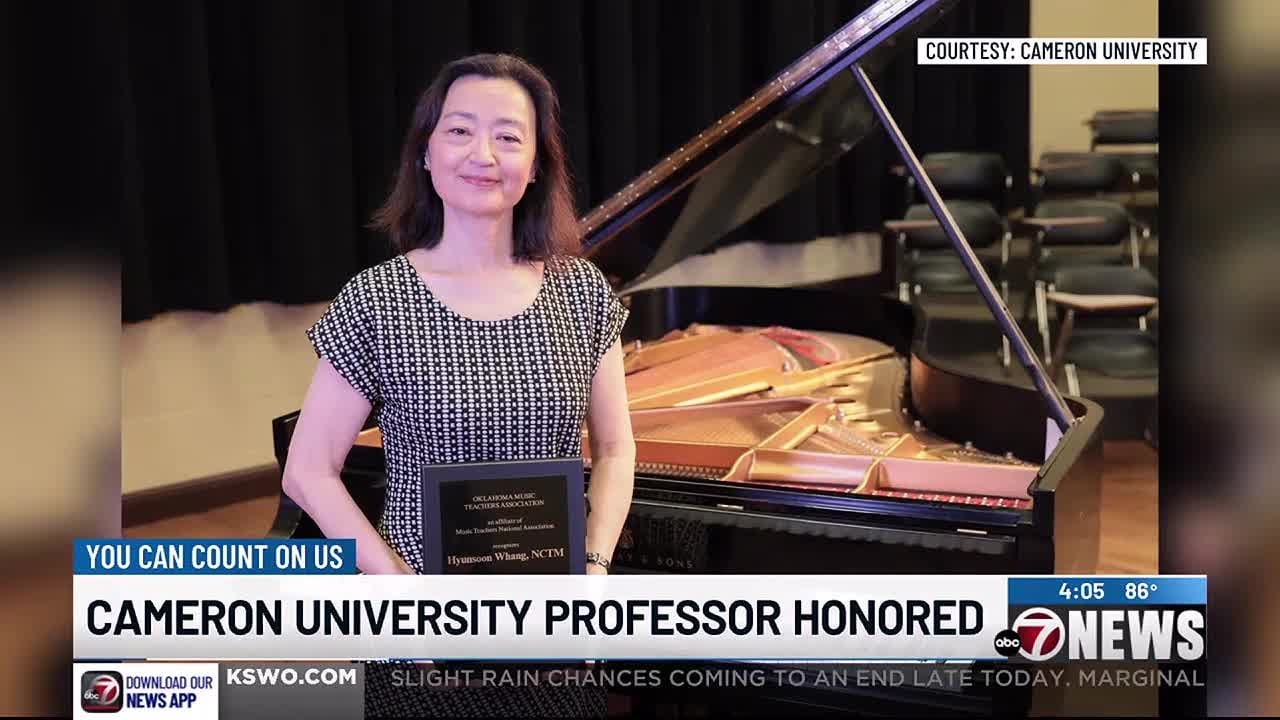 Cameron music professor receives Teacher of the Year honor - YouTube