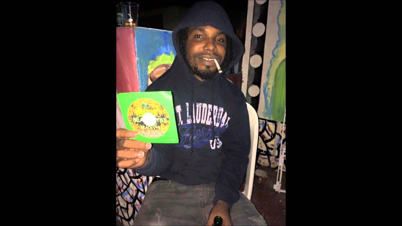 3 Star - Hot Like Summa (Beach Vybz Riddim) Nov. 2015 - YouTube