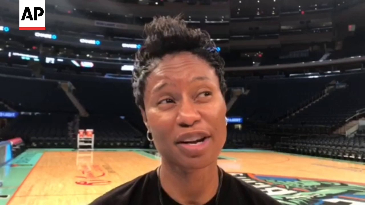 Vickie Johnson Making Coaching Debut On Court She Once Played For ...