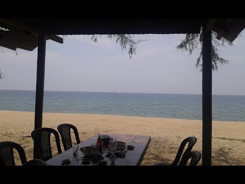 Sotong Celup Tepung di Pantai Penarik, Terengganu
