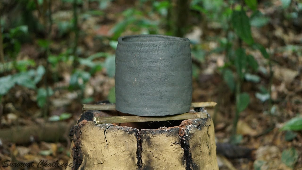 Survival Skill - Primitive Technology : Termite Clay Kiln and Pottery ...