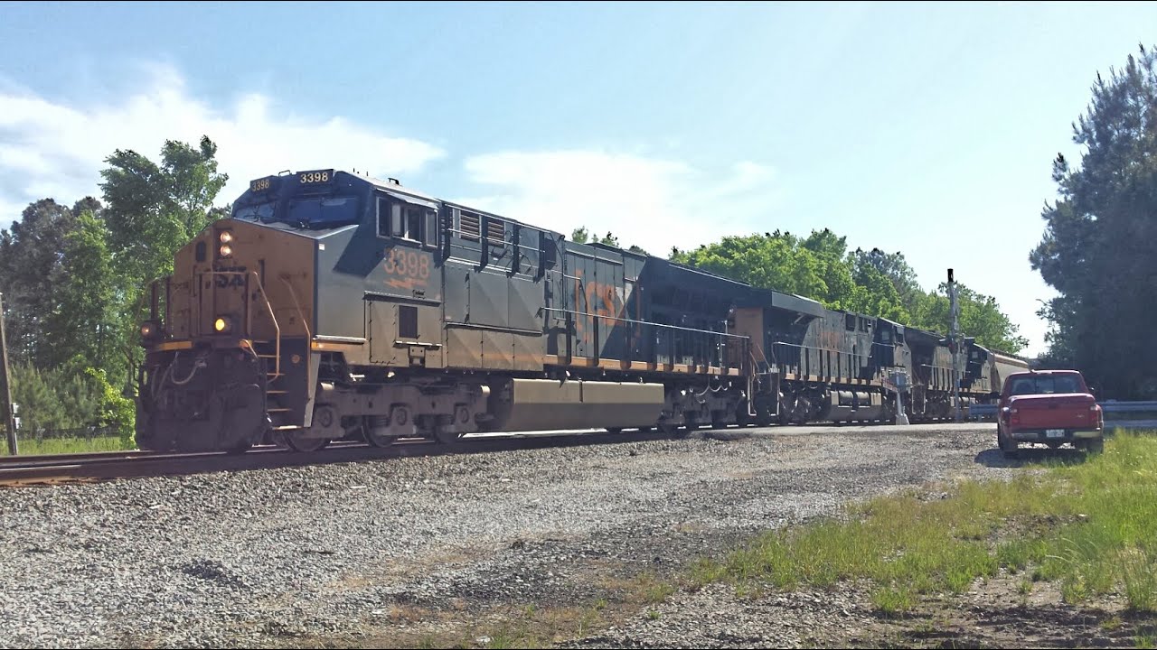 CSX Train Q583 With CSX Leader 3398 At Chester SC On The CSX Monroe Subdivision. 4-27-2020 - YouTube