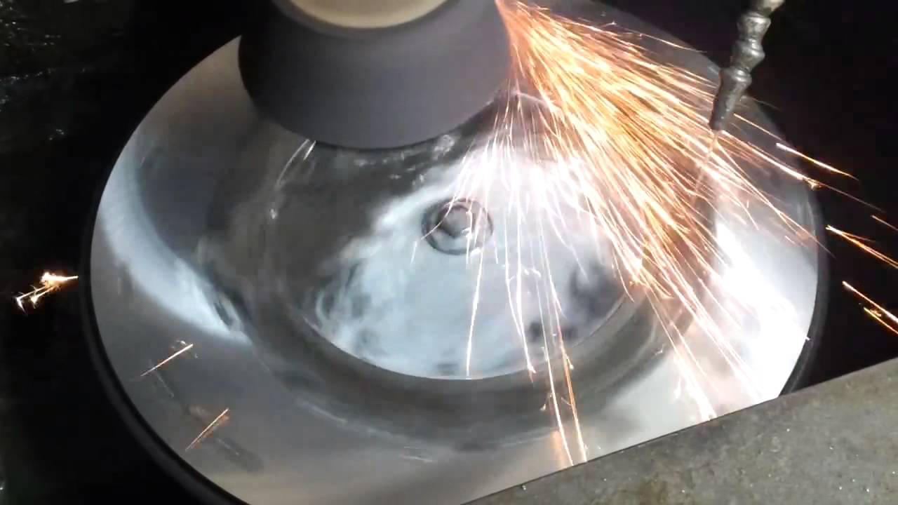 Flywheel Grinding B series Cummins - YouTube