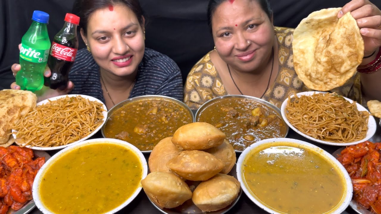 Eating Spicy🌶️ Kachori, Chilli Potato, Chowmin, Chole Bhature I Saas Vs ...