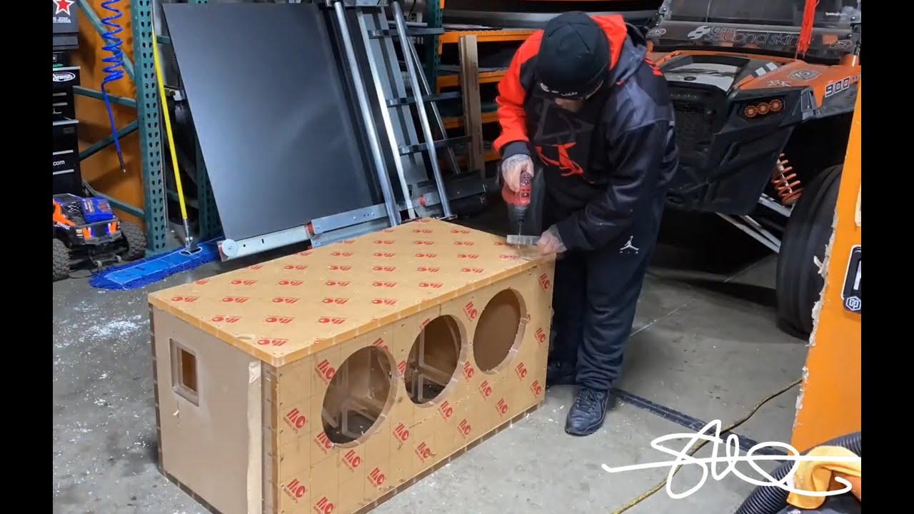6 12" Subs🔊😳Slot Ported Box Build for the Escalade 100% Clear Acrylic🧊 ...