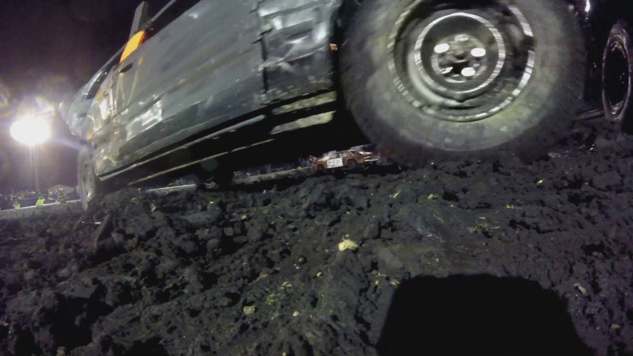 DEMOLITION DERBY! TRACK VIEW!! HD!! - YouTube