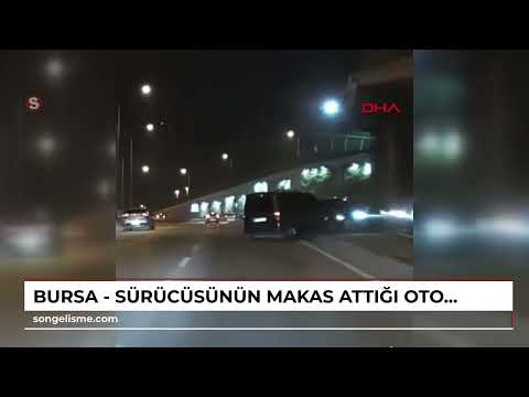 Bursa - Sürücüsünün makas attığı otomobil, 2 araca çarptı; kaza kamerada