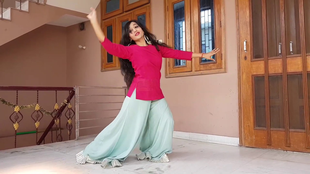 Indian Bollywood Wedding Dance Performance | Ghoomar | Padmaavat ...