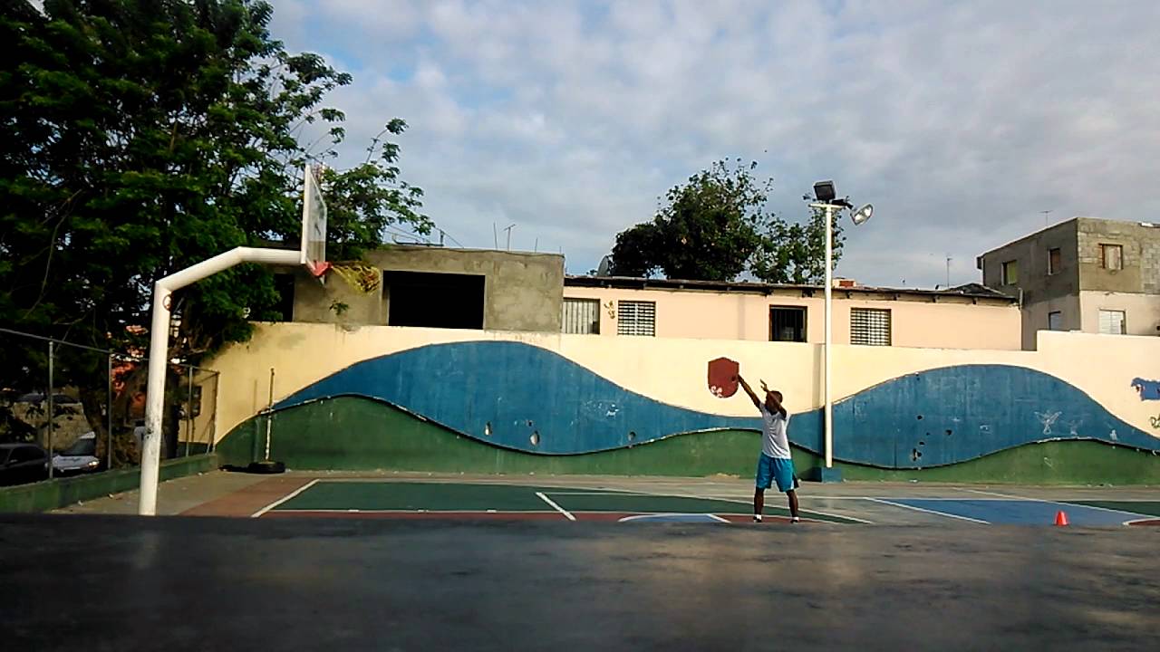 Shoot a pull up jump shot - YouTube